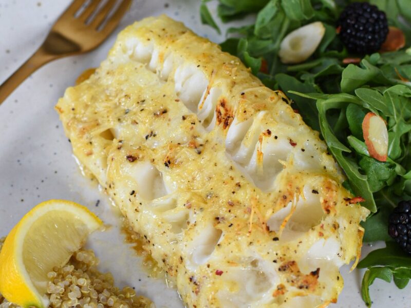 Blackened Cod with Broccoli - Recipe Hippie